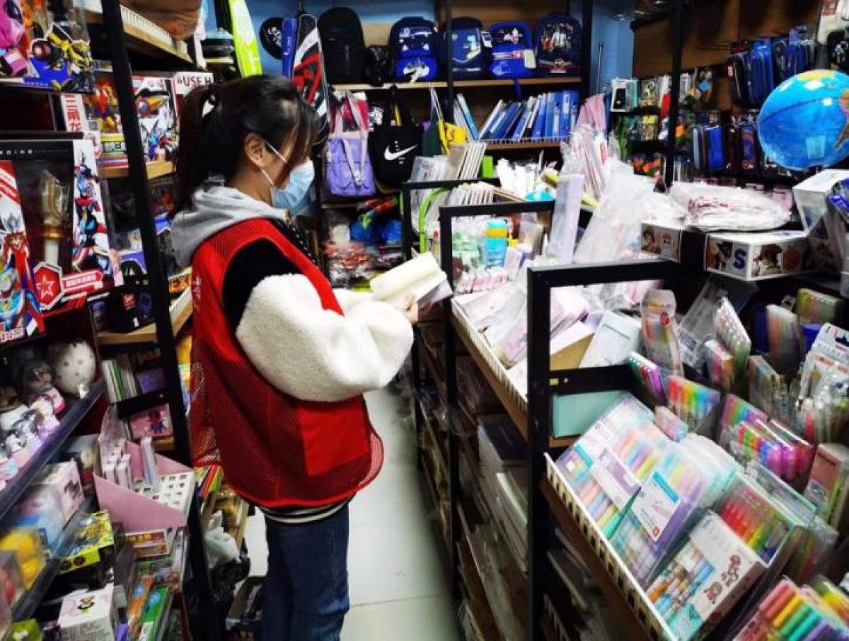 冯春社区开展“扫黄打非 护苗行动” 大河新闻